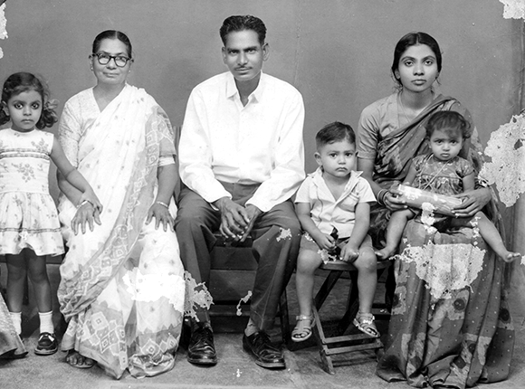 Songs of Themselves – GAIUTRA BAHADUR